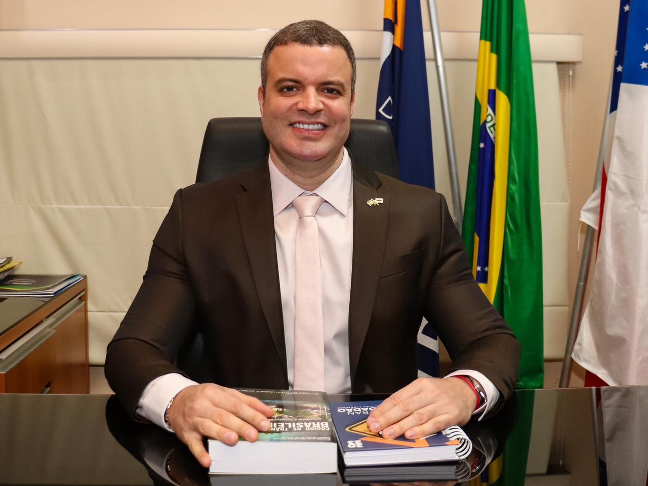 Rodrigo Sá deixa o comando do Detran-AM para atuar na linha de frente ...