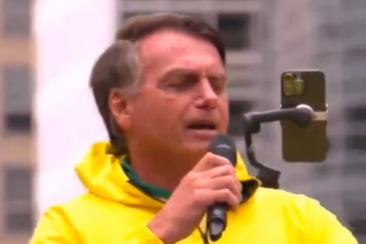 Bolsonaro brinca com memes sobre discurso em inglês na Avenida Paulista ...