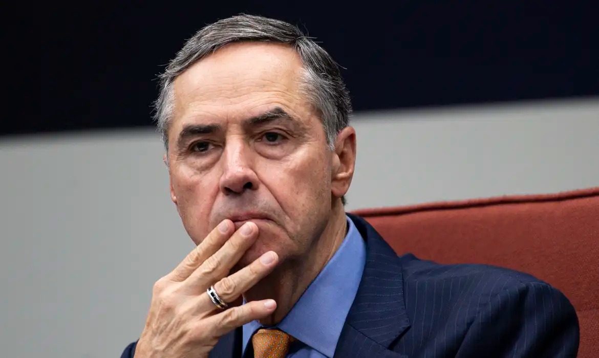 Barroso reage à decisão dos EUA de revogar vistos de ministros do STF ...