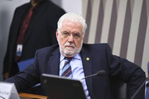 Mantega recebeu até R$ 16 milhões do Banco Master após pedido de líder ...