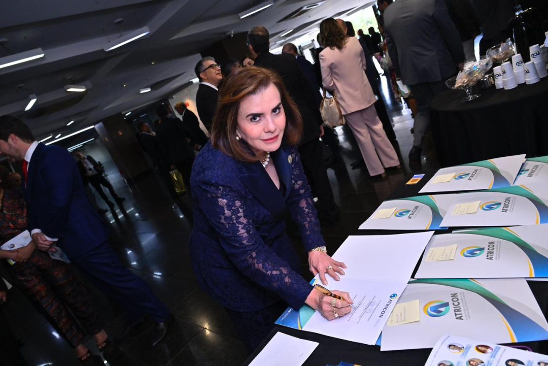 Presidente do TCE-AM, Yara Lins assume diretoria internacional da ...