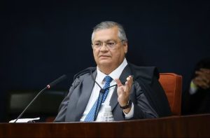 STF confirma decisão de Flávio Dino e eleição em Roraima pode ter ...